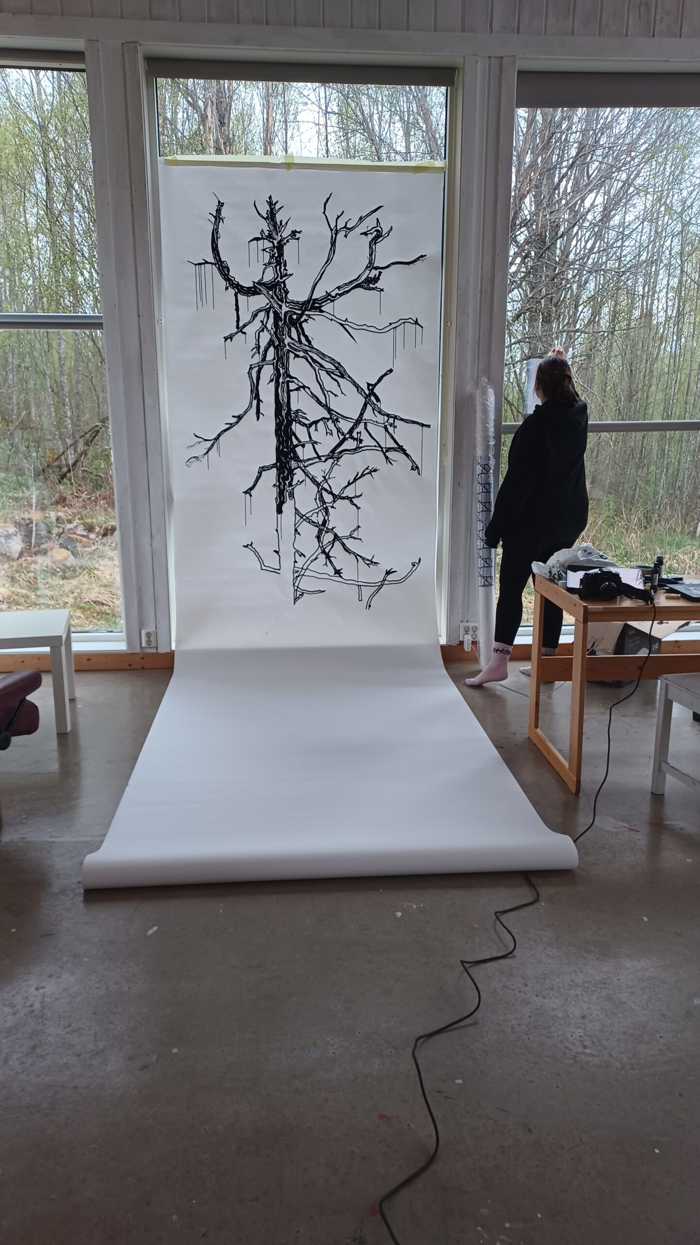 25-01 Knoklene blir til trær - Atelier Austmarka